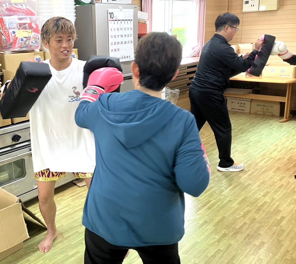 活動報告|ムエタイ|桃源郷ユニバーサルデザイン案内所 就労継続支援b型 三敬福祉会(npo法人)|和歌山県紀の川市、訪問介護、b型事業所、居住支援