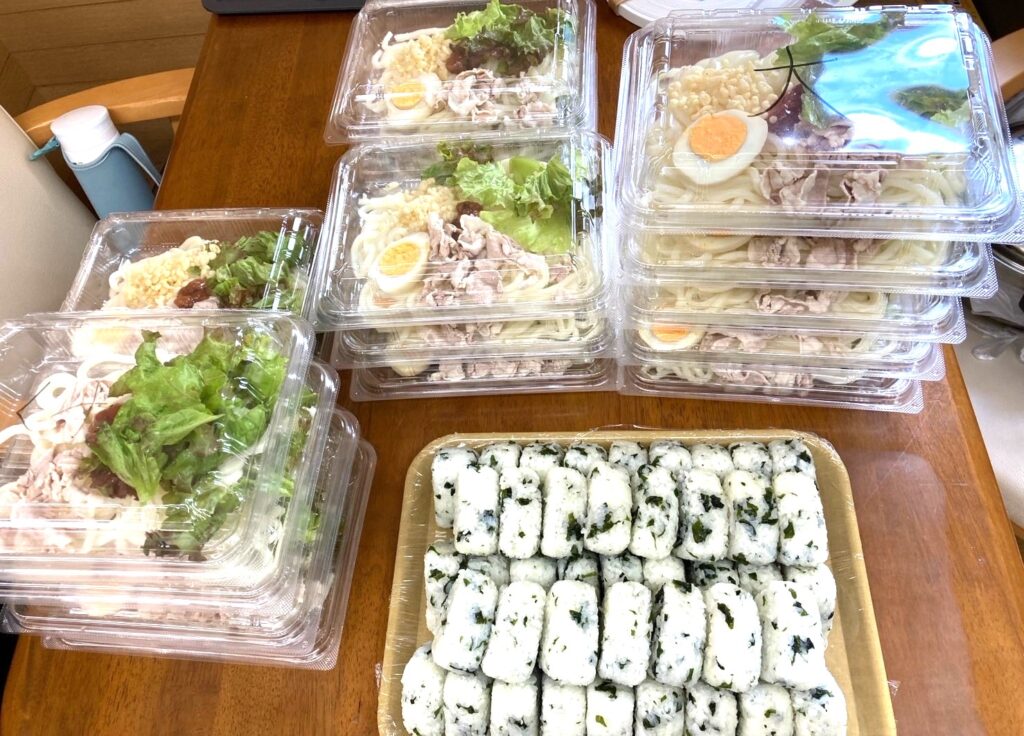 活動報告|サラダうどん作り|桃源郷ユニバーサルデザイン案内所 就労継続支援b型 三敬福祉会(npo法人)|和歌山県紀の川市、訪問介護、b型